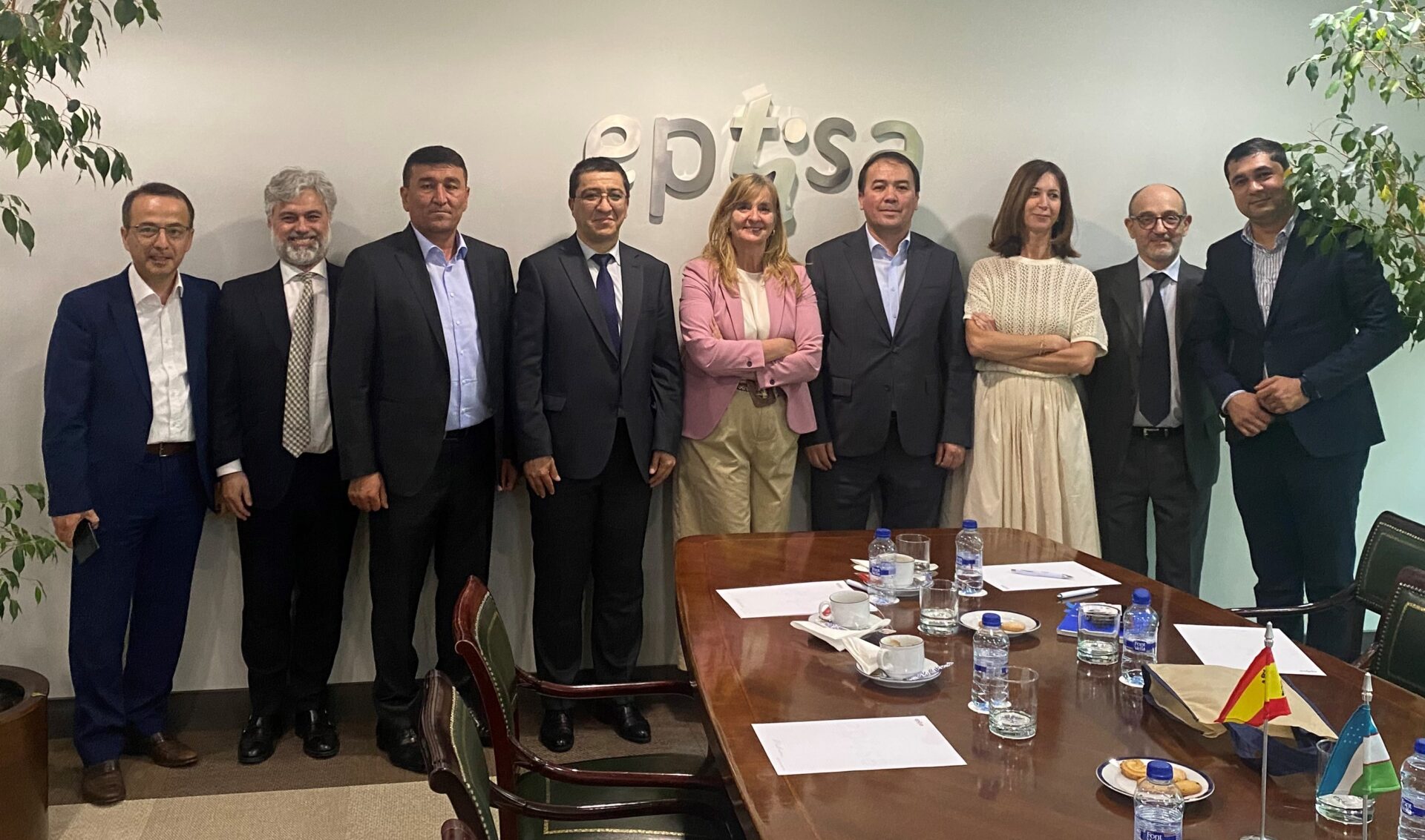 Eptisa recibe a una Delegación del Gobierno de la República de Uzbekistan